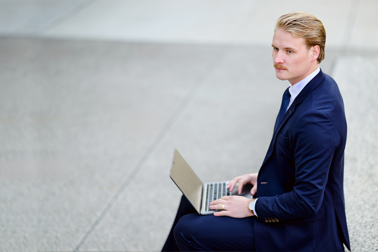 Nolan J. De Jong - Attorney - Maddin Hauser